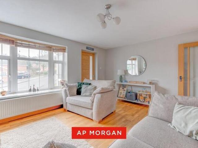 House 3 Bedroom For Sale Redditch Worcestershire 325000 ES99161599