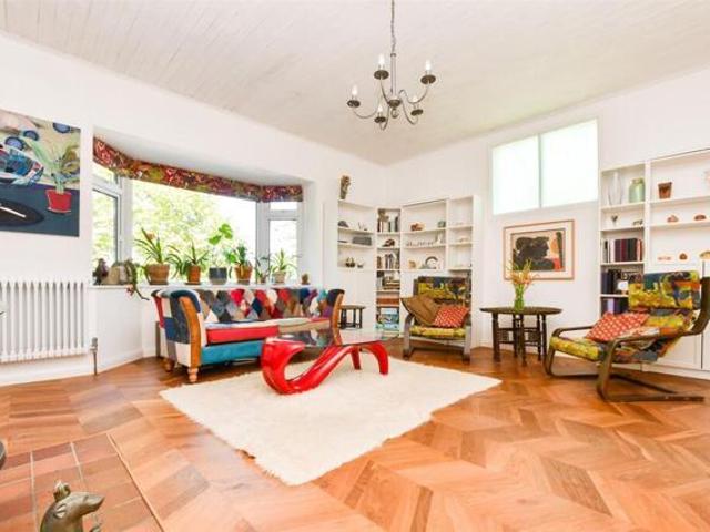 House 3 Bedroom For Sale Reigate Surrey 750000 ELS98969228