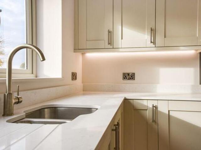 House 3 Bedroom For Sale Riverside Close Riverside Close 515000 ES101200010