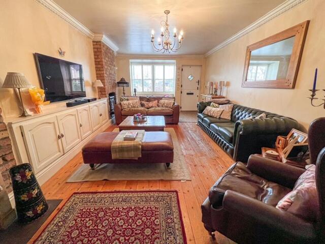 House 3 Bedroom For Sale Richmond Upon Thames Surrey 750000 ES99277938