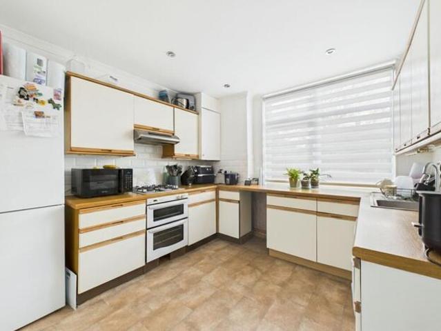 House 3 Bedroom For Sale Ruislip Greater London 600000 ES99092511