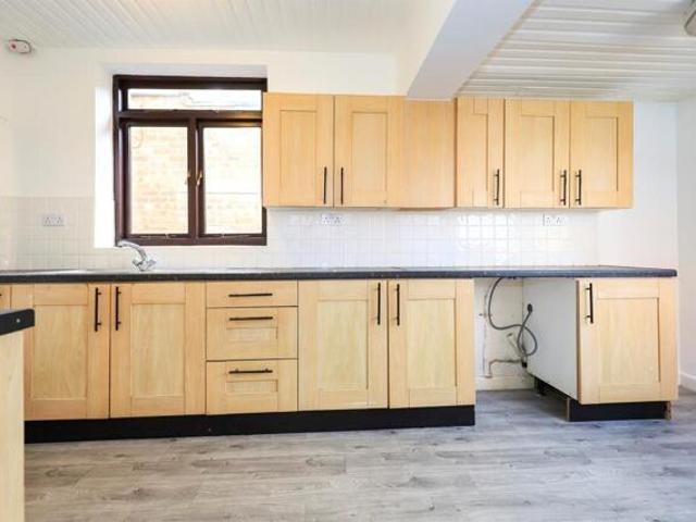 House 3 Bedroom For Sale Wolverhampton West Midlands 250000 ES100503063