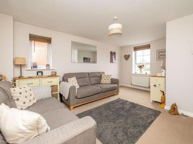 House 3 Bedroom For Sale Wolverhampton Wolverhampton 260000 ELS99608451