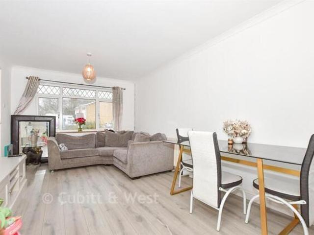 House 3 Bedroom For Sale Waterlooville Hampshire 192000 ES99572029