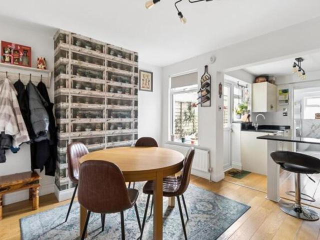 House 3 Bedroom For Sale Watford Hertfordshire 415000 ELS101168574