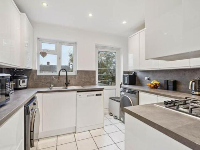 House 3 Bedroom For Sale Watford Hertfordshire 500000 ELS101678237