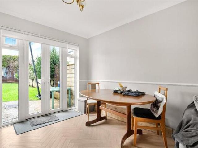 House 3 Bedroom For Sale Watford Hertfordshire 525000 ES101379097