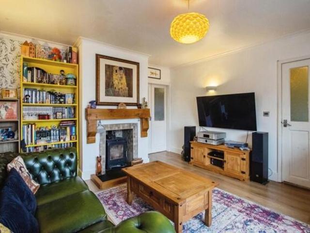 House 3 Bedroom For Sale Wakefield Wakefield 270000 ES101856087