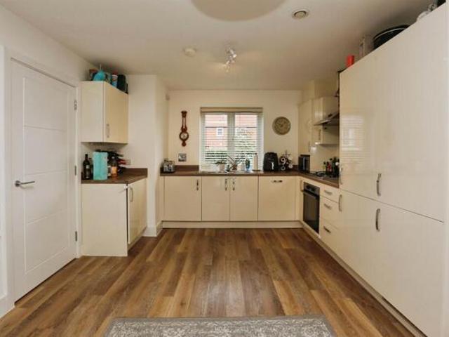 House 3 Bedroom For Sale Waltham Chase Waltham Chase 400000 ES101931942