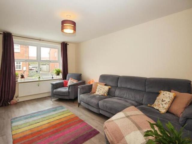 House 3 Bedroom For Sale Warwickshire Warwickshire 122500 ES100987939