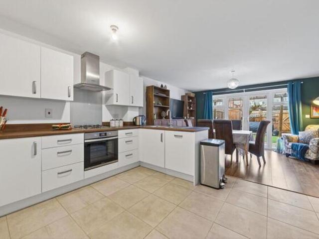 House 3 Bedroom For Sale Wellingborough Northamptonshire 290000 ES100398126