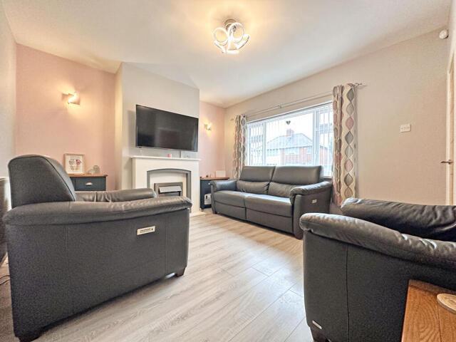 House 3 Bedroom For Sale West Bromwich Sandwell 250000 ELS101677334