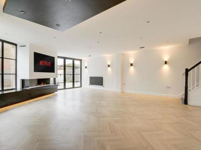 House 3 Bedroom For Sale West Bridgford Nottinghamshire 475000 ELS100917456