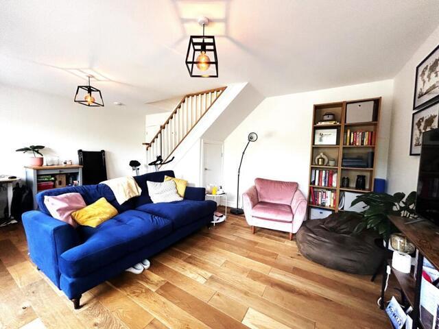 House 3 Bedroom For Sale Witney Oxfordshire 400000 ELS98687431