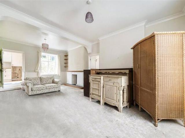 House 3 Bedroom For Sale Wye Kent 180000 ES101059835