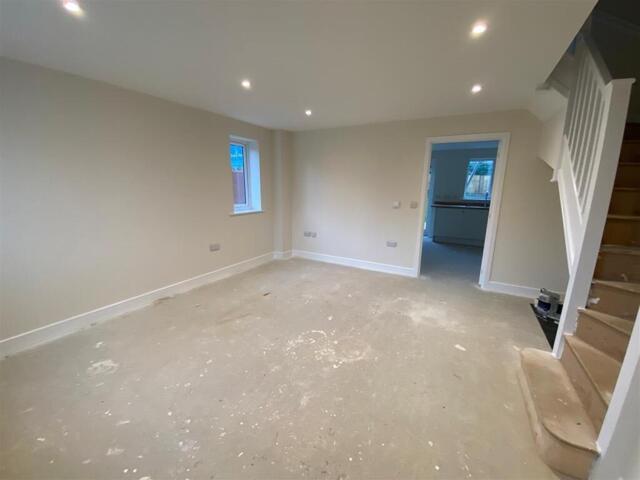 House 3 Bedroom For Sale Taunton Somerset 325000 ES100881485