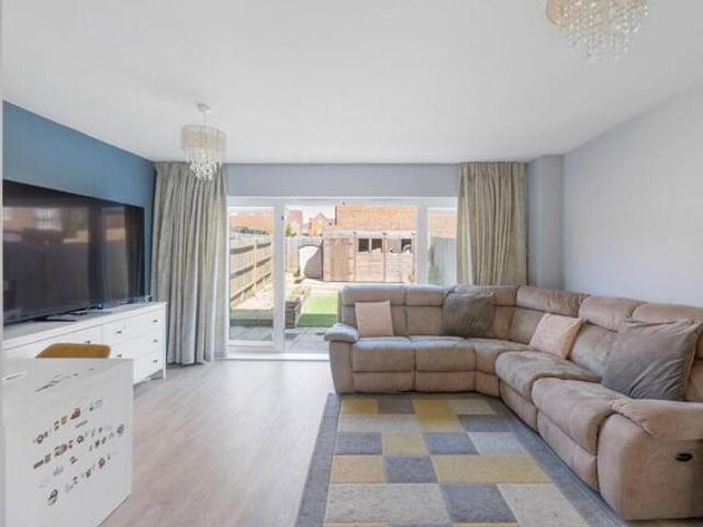 House 3 Bedroom For Sale Tadworth Surrey 575000 ES101892115