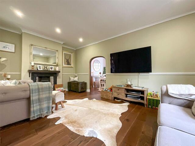 House 3 Bedroom For Sale Tamworth Staffordshire 400000 ELS99808844