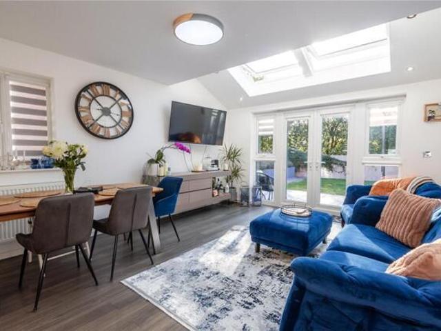 House 3 Bedroom For Sale Telford Telford And Wrekin 264500 ES101676769