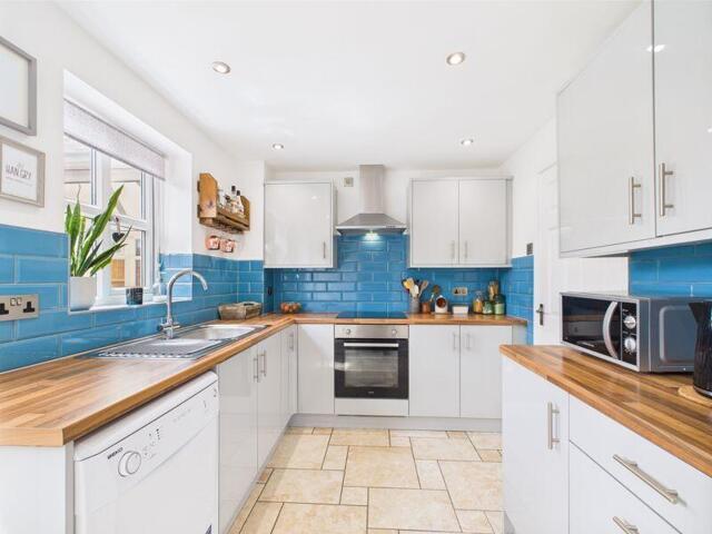 House 3 Bedroom For Sale Telford Shropshire 295000 ELS99952184