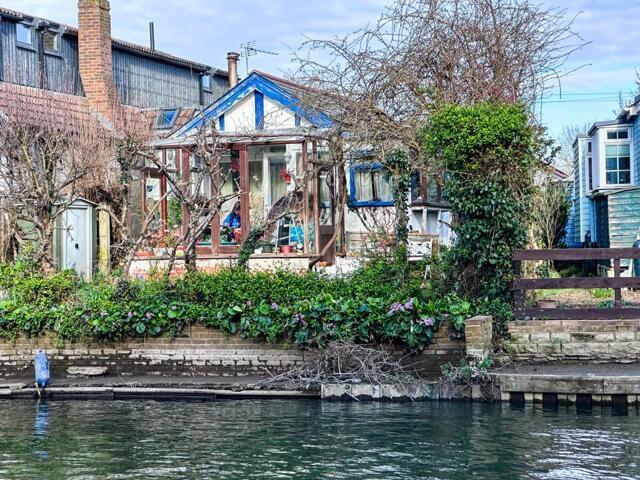 House 3 Bedroom For Sale Thames Ditton Surrey 565000 ELS100648650