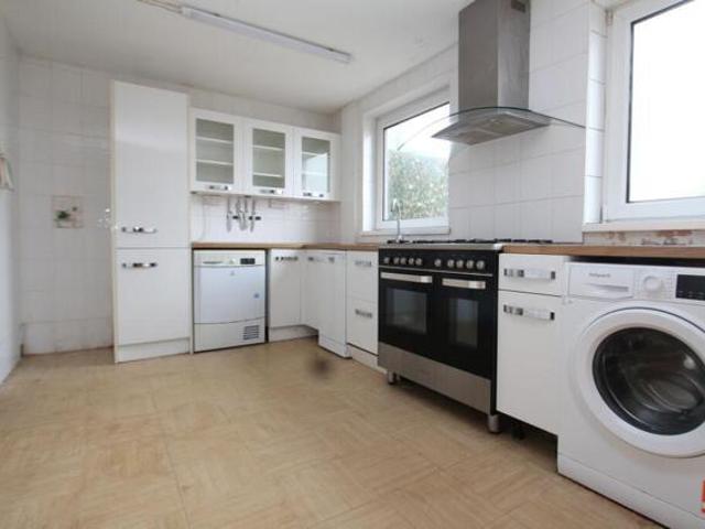 House 3 Bedroom For Sale The Vale Of Glamorgan The Vale Of Glamorgan 175000 ES99054821