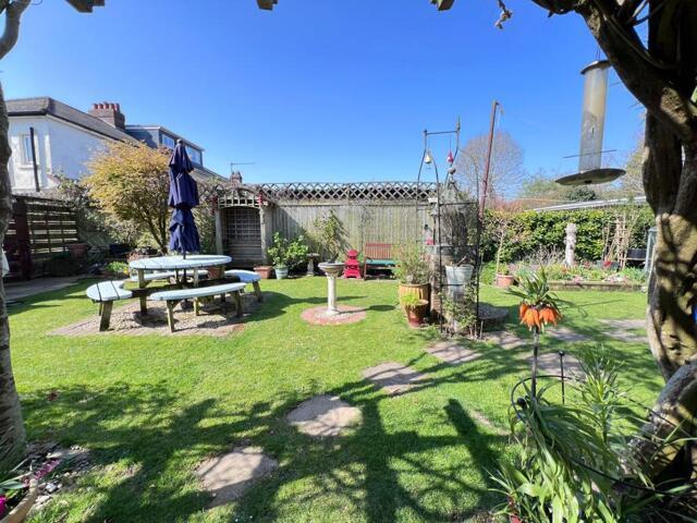 House 3 Bedroom For Sale The Vale Of Glamorgan The Vale Of Glamorgan 385000 ES100502986