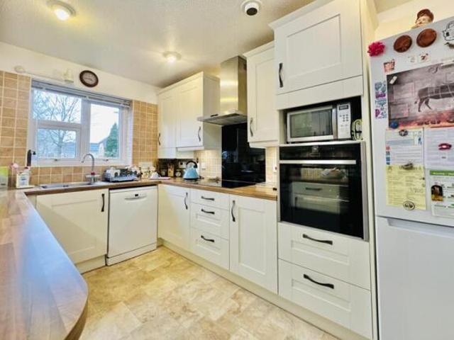 House 3 Bedroom For Sale Yateley Hampshire 520000 ELS101892412