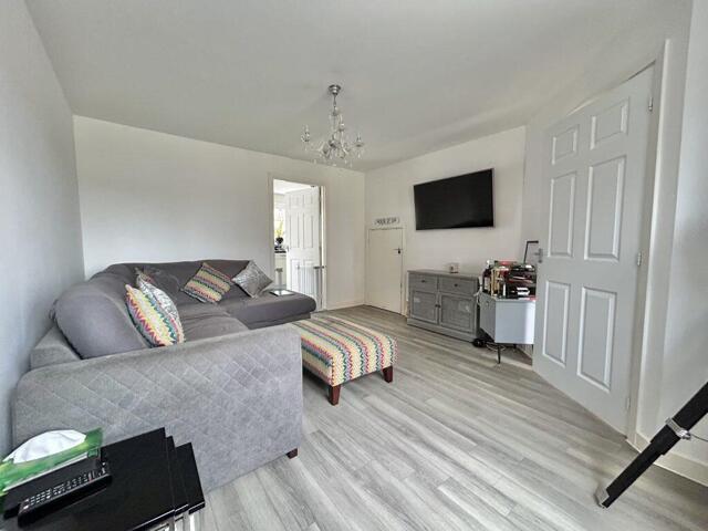 House 3 Bedroom For Sale Yeovil Somerset 260000 ELS101678311