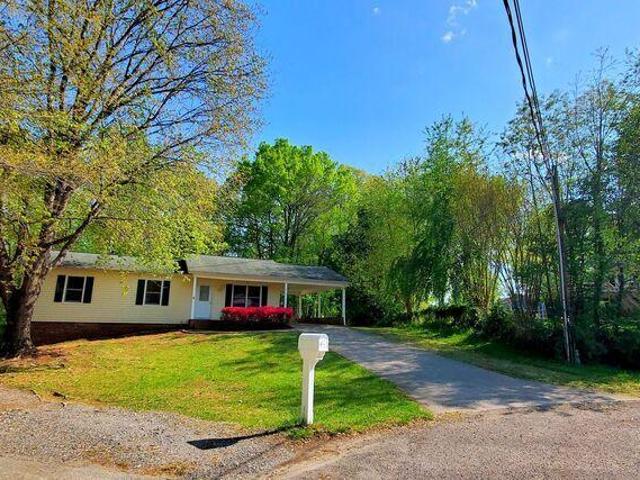 house 3 bedroom, King NC 27021 DS89698034
