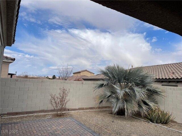 house 3 bedroom, Henderson NV 89011 DLS89545931
