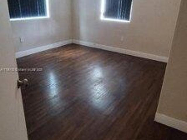 house 3 bedroom, Miami FL 33161 DS88742421