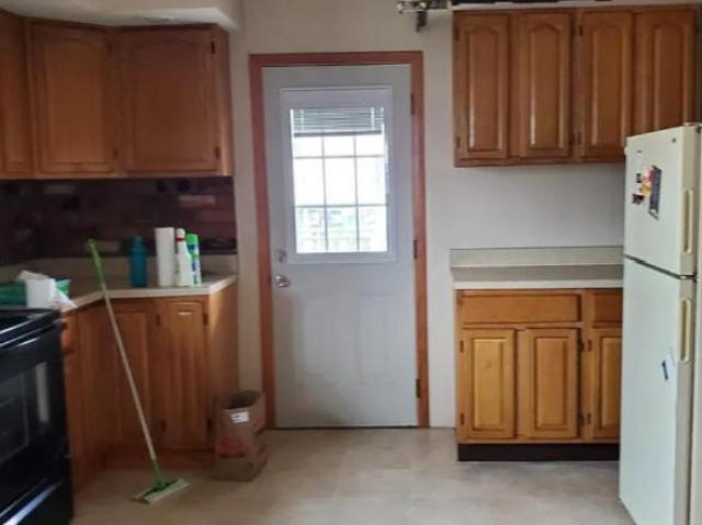 house 3 bedroom, Minersville PA 17954 DLS88734893