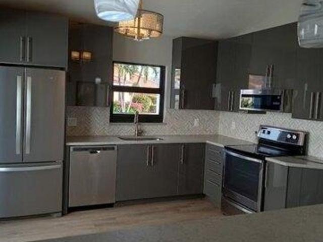 house 3 bedroom, Naples FL 34104 DS88223932