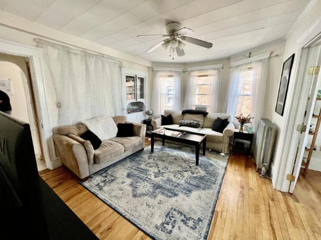 house 3 bedroom, Somerville MA 02143 DS89476312