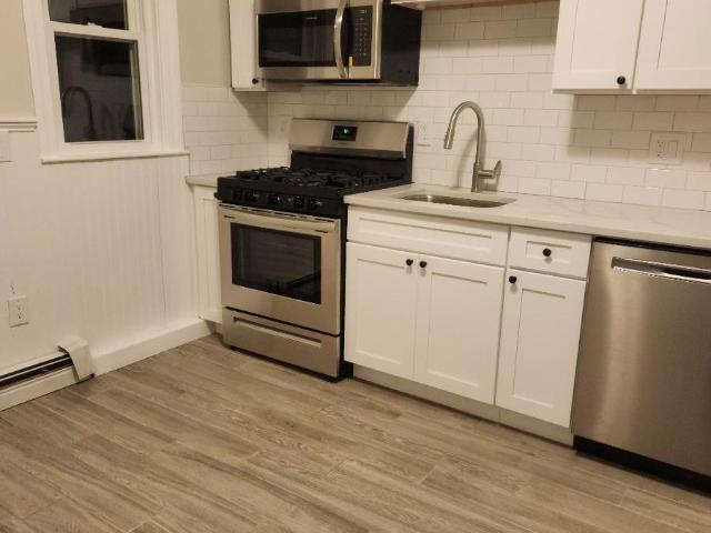 house 3 bedroom, Somerville MA 02145 DLS89296472