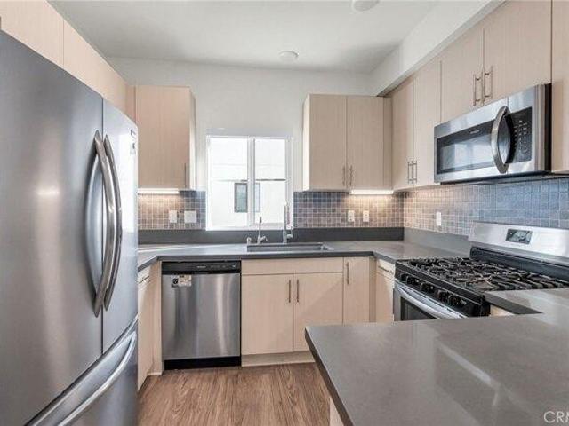 house 3 bedroom, San Diego CA 92113 DS88214848