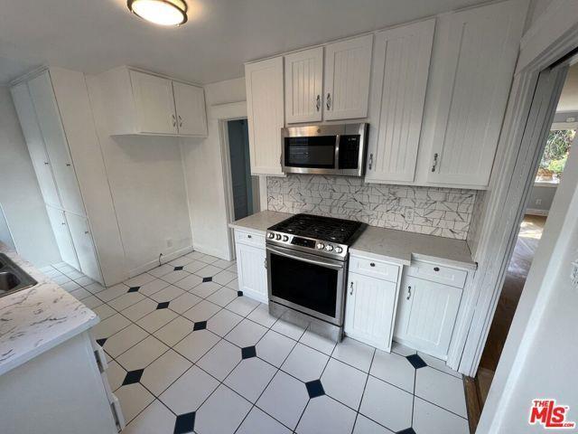 house 3 bedroom, Santa Monica CA 90405 DS88271544