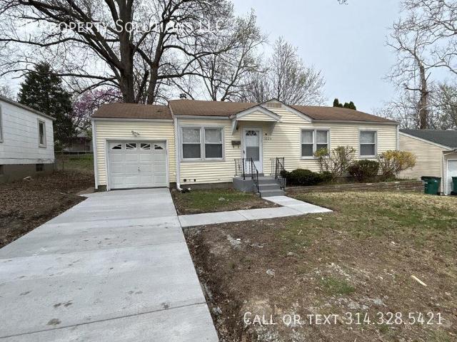 house 3 bedroom, St. Louis MO 63137 DS89469681