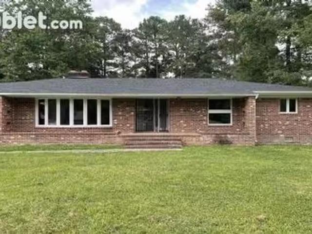 House 3 bedrooms in Petersburg