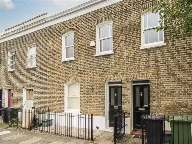 House terraced for sale in Admiral Street, London, SE8 Ref.