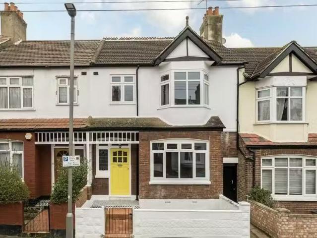 House terraced for sale in Crowborough Road, London, SW17 R.