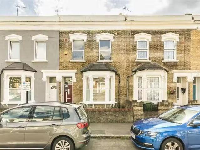 House terraced for sale in Elverson Road, London, SE8 Ref 2.