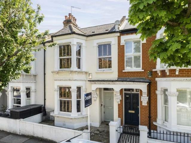 House terraced for sale in Leathwaite Road, London, SW11 Re.