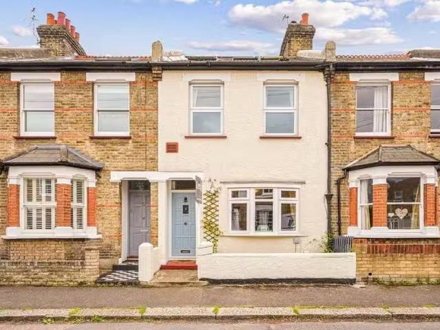 House terraced for sale in Napier Road, Old Isleworth, TW7.