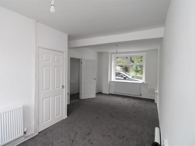 House Terraced For Rent Ty'r Felin Street, Mountain Ash