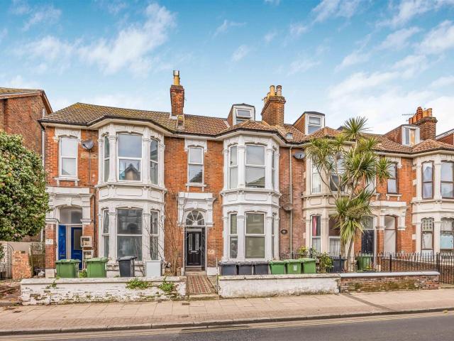 House Terraced For Rent Waverley Road, Southsea
