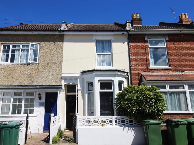 House Terraced For Rent Wyndcliffe Road, Southsea