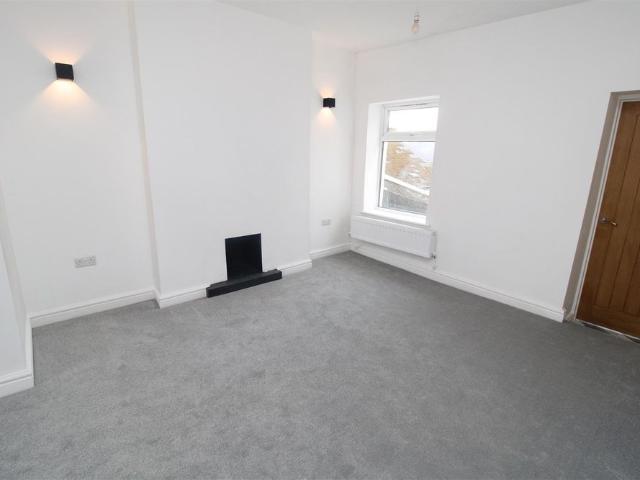 House Terraced For Rent Blenheim Road, Abertillery