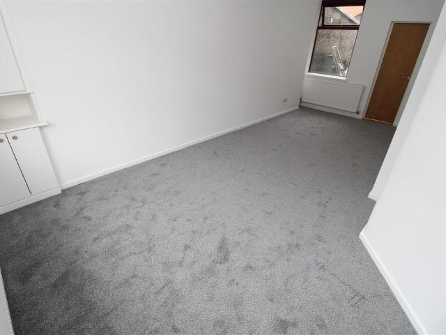 House Terraced For Rent Caerau Road, Maesteg